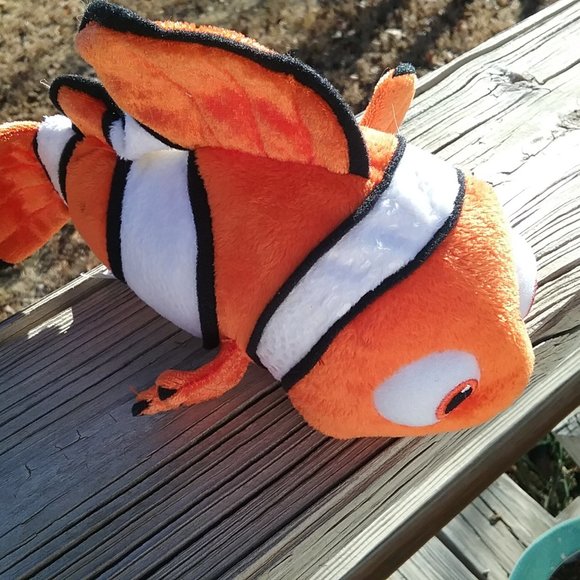 Disney | Toys | Disney Clown Fish | Poshmark